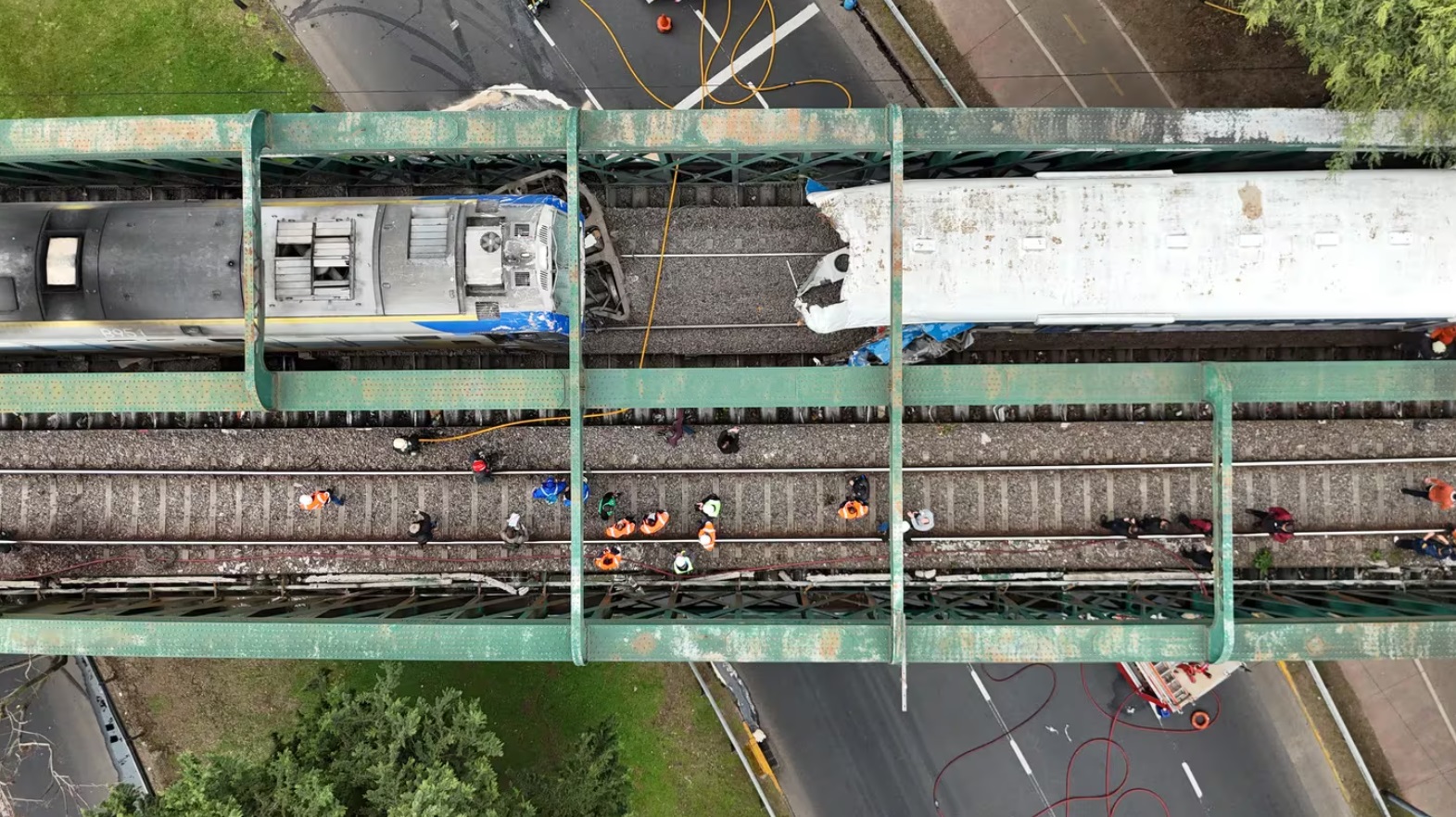 Chocaron dos trenes en Palermo: trasladaron a 30 heridos y asistieron a ...