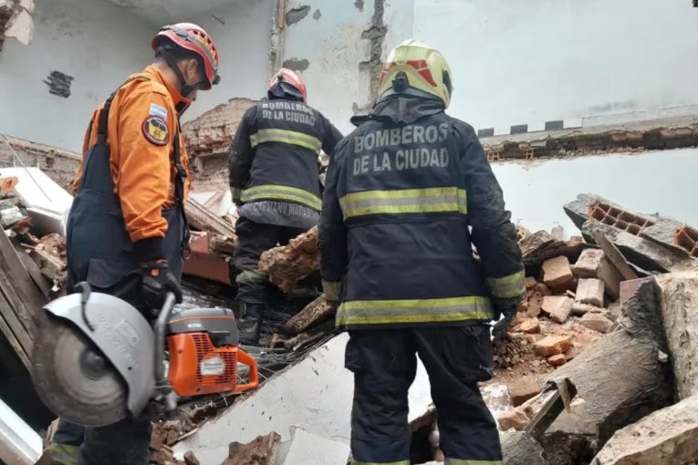 Derrumbe en una obra en Belgrano: hay un obrero con heridas graves y otro se encuentra atrapado ...
