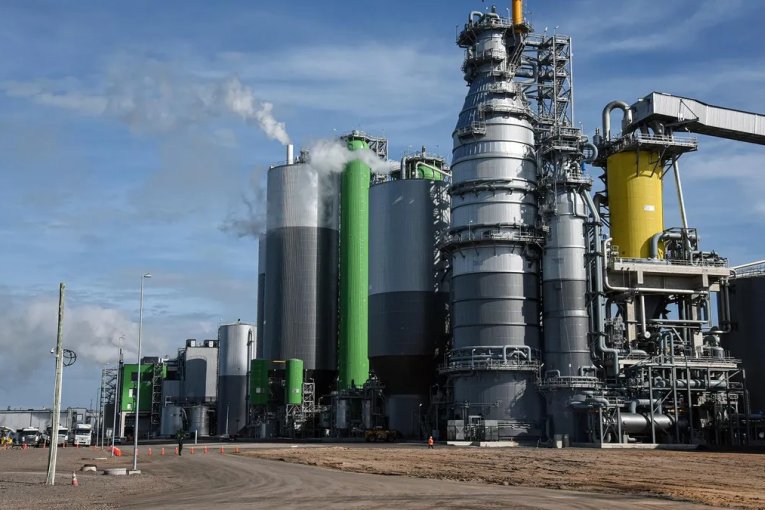 UPM II derramó contaminantes en un arroyo y lo ocultó ...