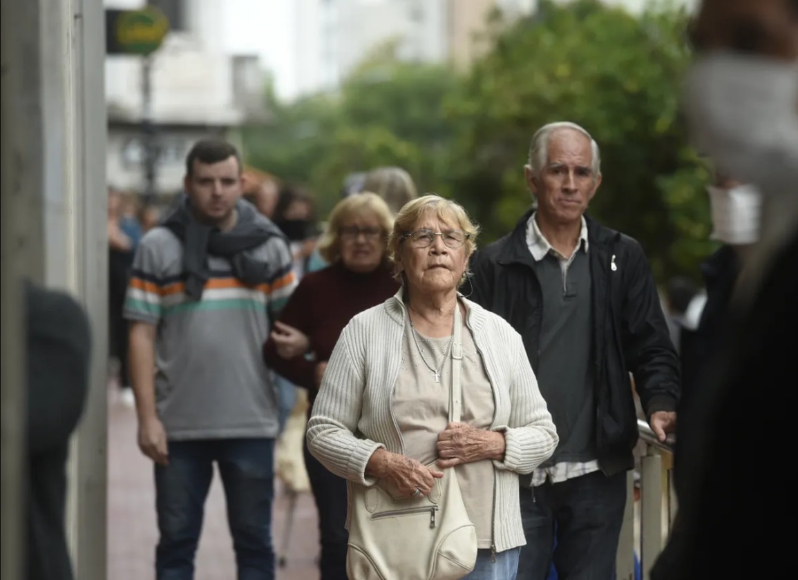 Asignaciones y jubilaciones: Dieron a conocer los cronogramas de pagos para todo 2025 ...