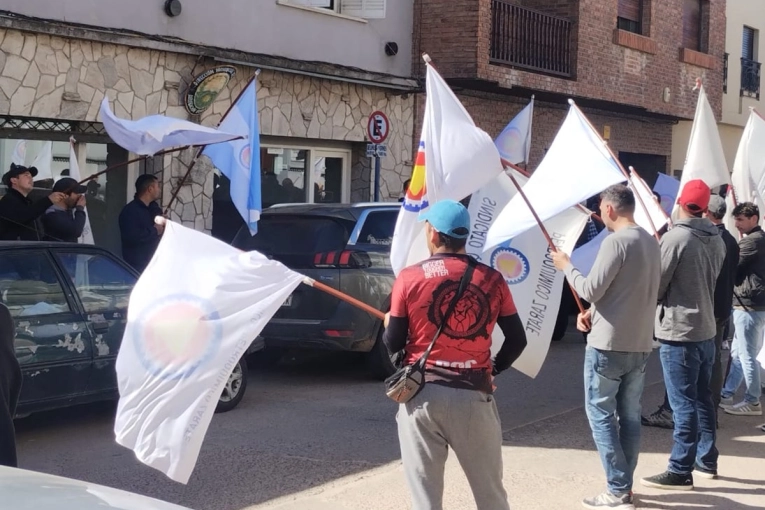 Laboratorios Pyam ausente sin aviso y alerta gremial por presuntas ...